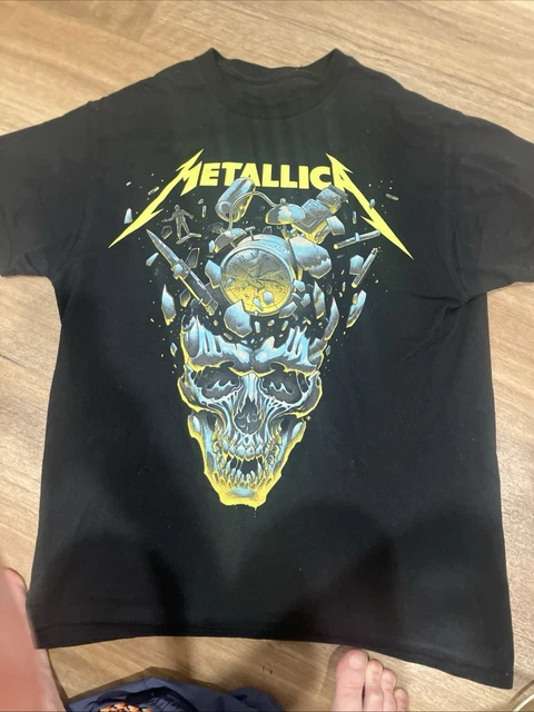 METALLICA M72 WORLD Tour Clock & Skulls 2025/26 Shirt Size M OFFICIAL ...