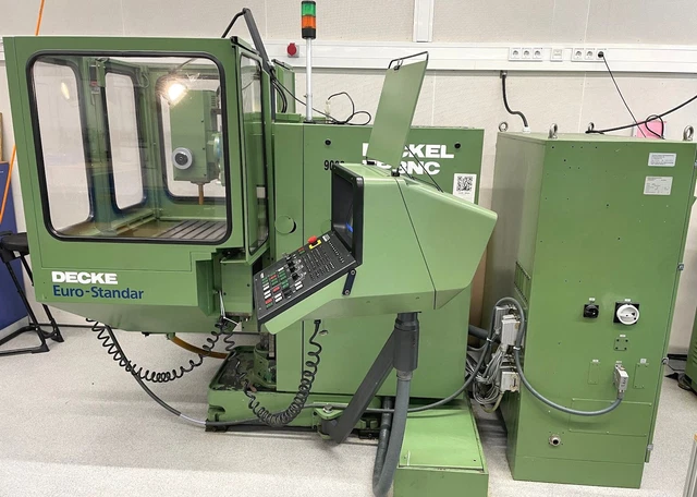 DECKEL CNC FRÄSMASCHINE FP3NC Steuerung Dialog 11 Baujahr 1992 Handbuch ...