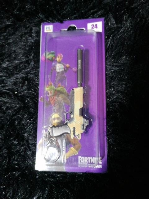 FORTNITE METAL KEYCHAINS Weapons & Pickaxes Keychain Gifts 24 Designs ...