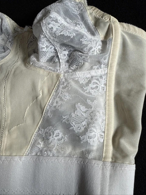 BALI VINTAGE LONGLINE Bra 3300 36C Lace Semi-sheer cup Boning £24.22 ...