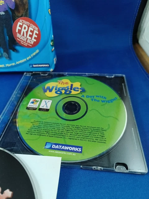 THE WIGGLES A Day With The Wiggles cd rom Game Boxed Bonus Santa Game ...
