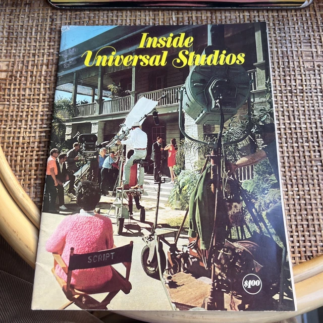 INSIDE UNIVERSAL STUDIOS 1968 Souvenir Guide Programme Universal City ...