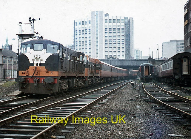 PHOTO IRISH RAILWAY 12x8 (A4) Dublin train - No. 2 Platform - 1975 £5. ...