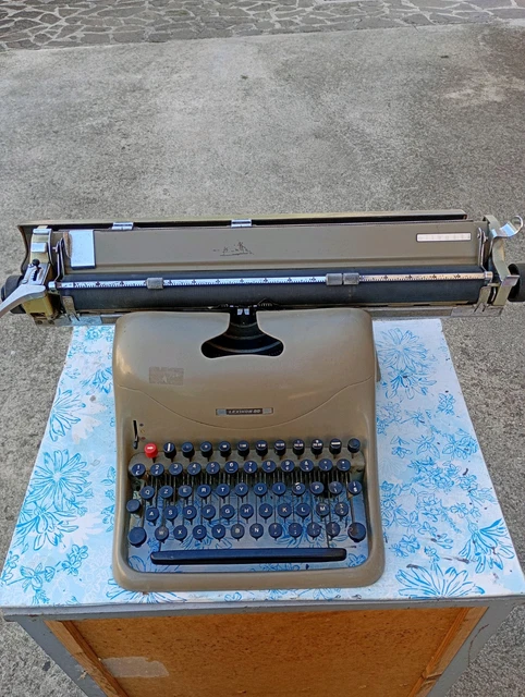 MACCHINA DA SCRIVERE Olivetti Lexikon 80 EUR 80,00 - PicClick IT