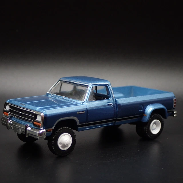 1989 89 DODGE Ram D350 Dually Pickup Truck W Hitch 1/64 Scale Diecast ...