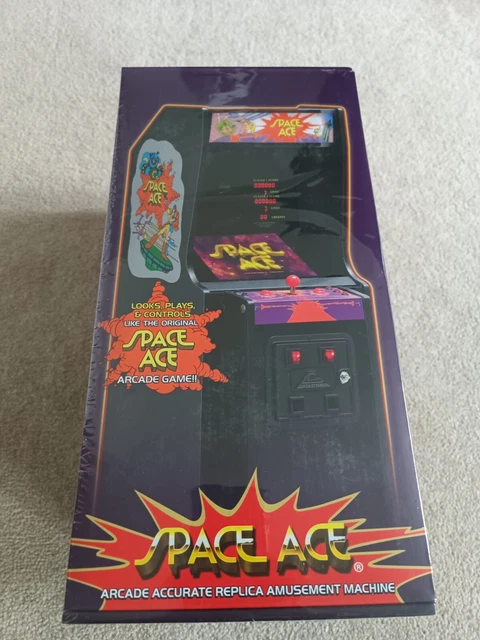 SPACE ACE NEW Wave Toys replicade Arcade Cabinet 1/6th Scale Sealed New ...