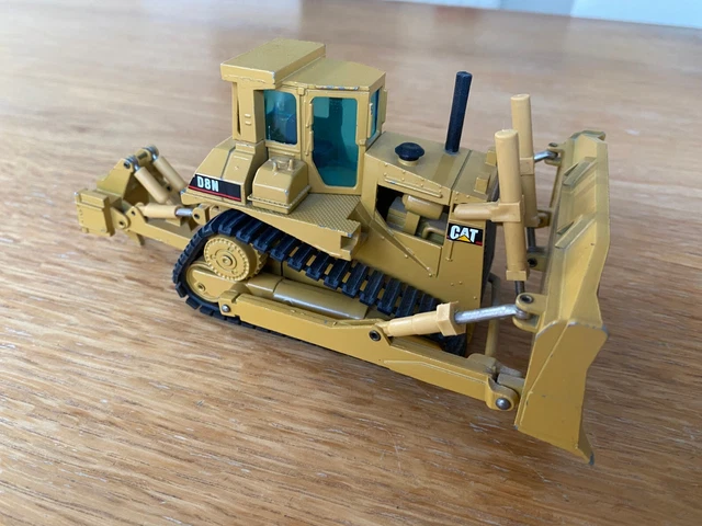 VINTAGE NZG MODELLE 298 Caterpillar CAT D8N Tractor 1:50 West Germany ...