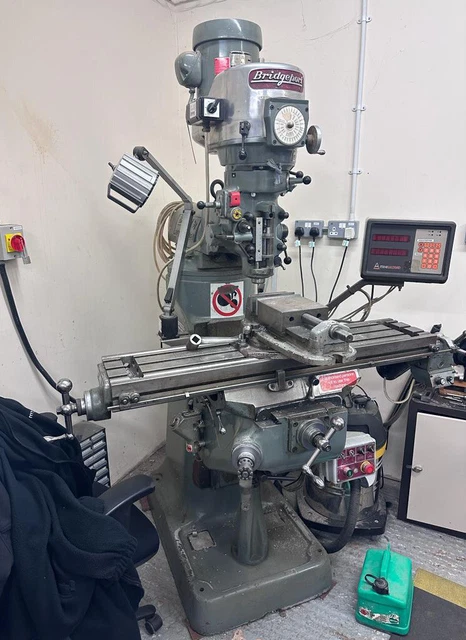BRIDGEPORT 3 PHASE Turret Milling Machine works but needs work £1,975. ...