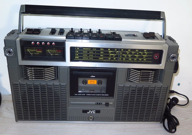 VINTAGE JVC PORTABLE Radio Cassette Player Recorder Boombox Model RC ...