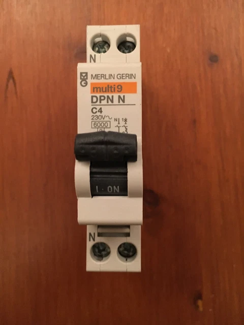 MERLIN GERIN-SCHNEIDER MULTI 9 - DPN N 19263 - 4 Amp Type C - Double ...