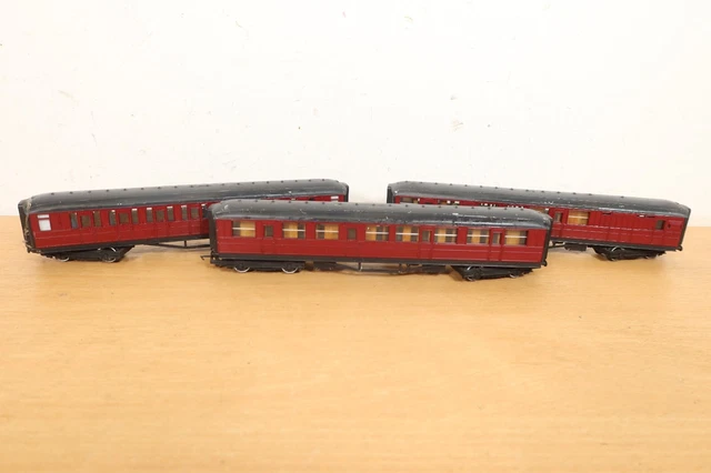 HORNBY OO GAUGE Coach - R448 BR (Ex LNER) Brake Guard Composite Maroon ...