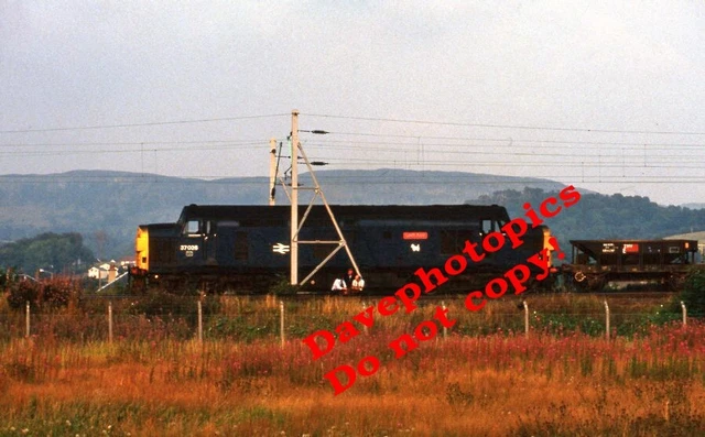 ORIGINAL 35MM Slide Diesel /Steam Train / Engine Railway 37026 (Loch ...