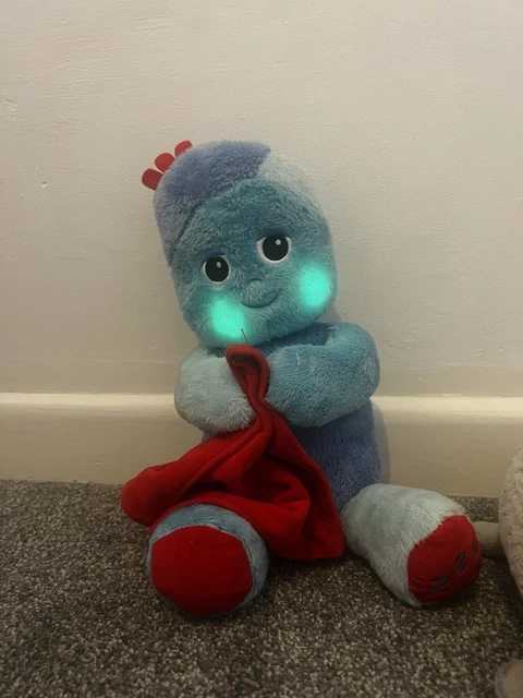 IN THE NIGHT GARDEN Iggle PIGGLE Lullaby Swaying Musical soft toy £28. ...