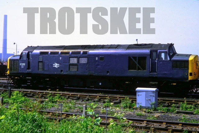 35MM SLIDE BR British Rail Diesel Loco Class 37 37252 Blyth Cambois ...