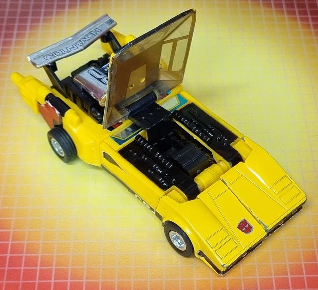 VINTAGE HASBRO TRANSFORMERS G1 Autobot Car Sunstreaker Complete w/Insts ...
