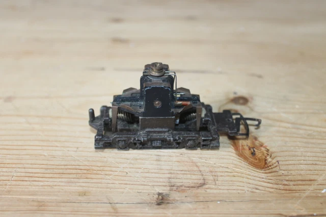 TRIANG 00 GAUGE Vintage Diesel Locomotive Power Bogie For Spares ...