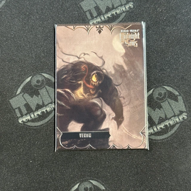 CARTE DE BASE en feuille d'argent 2023 Fleer Ultra Midnight Sons Venom ...