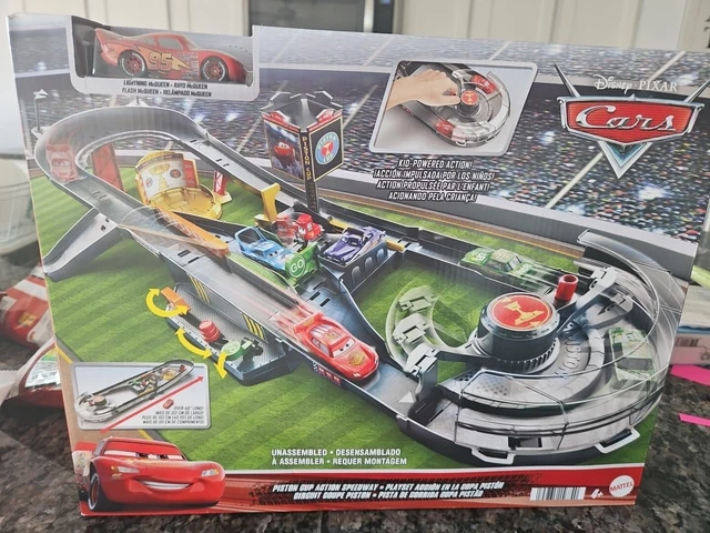 MATTEL DISNEY PIXAR Cars Track Set, Piston Cup Action Speedway Playset ...