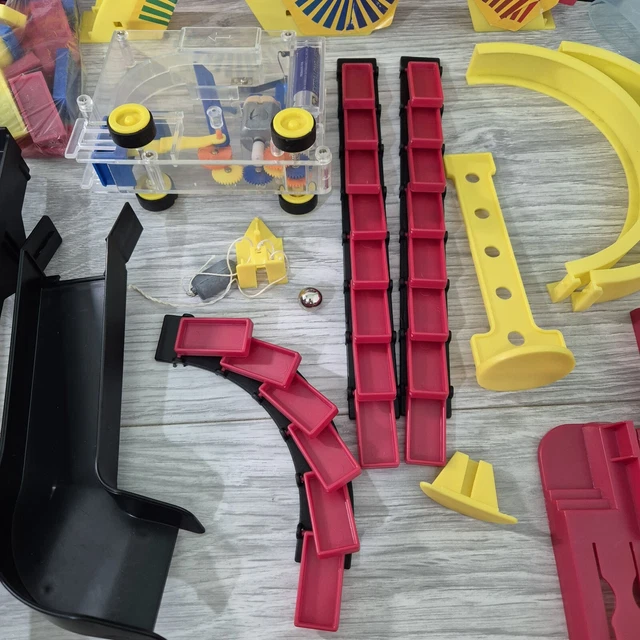 DOMINO EXPRESS DARE Devil Ride Motorised Dealer Loop Tumbling Tower ...