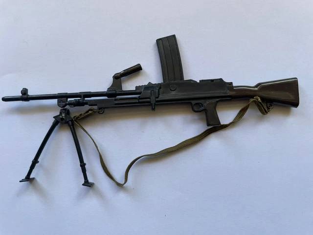 VINTAGE ACTION MAN Bren L4A4 Light Machine Gun with strap and broken ...