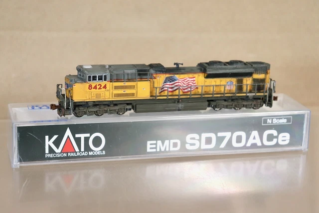 KATO 176-8401 WEATHERED UNION PACIFIC UP EMD SD70ACe LOCOMOTIVE 8424 nv ...