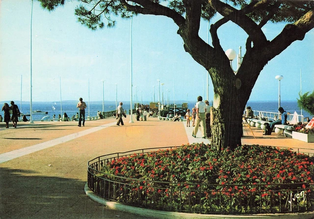 33 ARCACHON LA Place Thiers Et La Jetee EUR 6,50 - PicClick FR