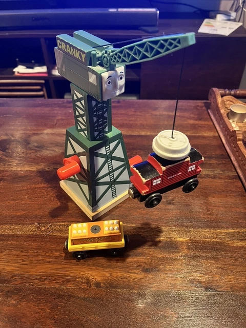 WOODEN CRANKY THE Crane - Thomas And Friends - Plus Two Magnetic Wooden ...