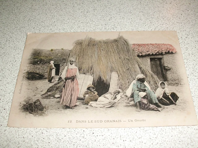 CPA ALGÉRIE SCÈNES Et Types Dans Le Sud Un Gourbi EUR 5,00 - PicClick FR