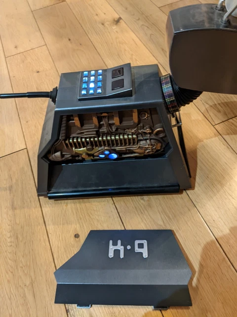 DOCTOR WHO REMOTE control speaking K9 with radio controller 1/4 scale £ ...