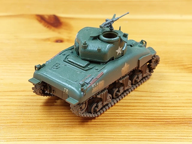 US MED. TANK M4 Composite Sherman 101st Airborne Division gebaut+bemalt ...