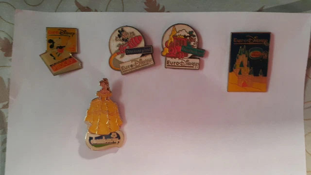5 PIN'S DISNEY Sponso signé Disney dont 1 Arthus BERTRAND parfait état ...