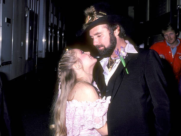 1982 JOHNNY LEE, CHARLENE Tilton At Ama Music Awards Old Photo 4 $9.00 ...