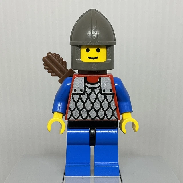 LEGO CASTLE CAS151A Black Knight Scale Mail Quiver Minifigure 6086 $8. ...