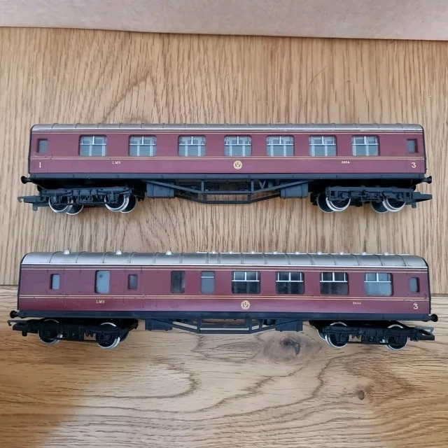 HORNBY R.474/R.434 LMS Composite/Brake Coaches Unboxed. 00 Gauge £12.99 ...