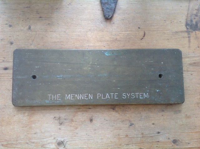 RARE VINTAGE MEDICAL Fracture Brass Plate THE MENNEN PLATE SYSTEM £25. ...