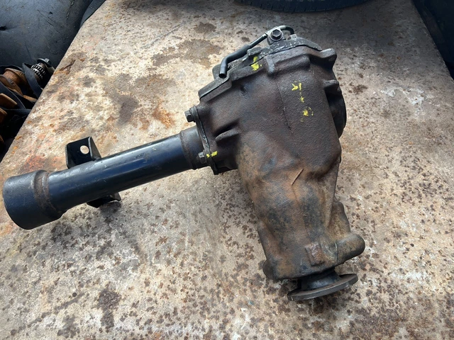 J100 SERIES TOYOTA Landcruiser Amazon 4.2TD. 4 Pin Front Diff. Ratio 4. ...