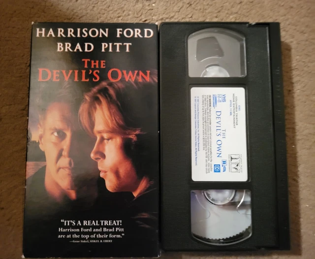THE DEVIL'S OWN- VHS MOVIE - Brad Pitt Harrison Ford Tested Good ...