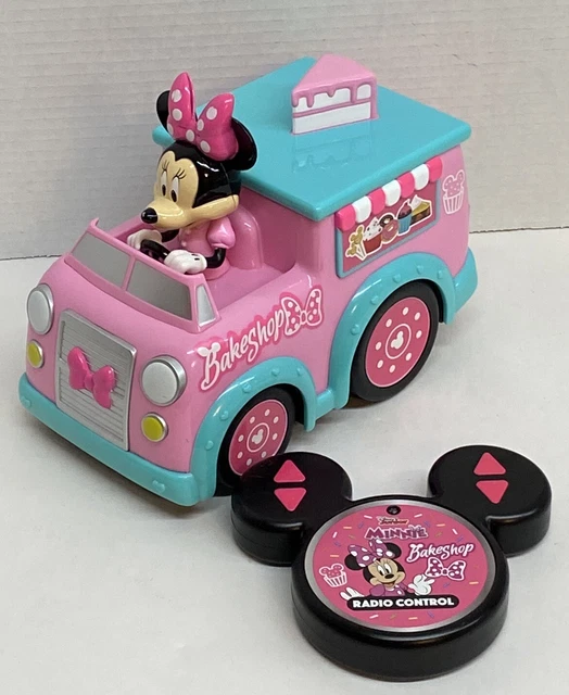 DISNEY JUNIOR MINNIE Mouse BakeShop Radio Control Cruiser, Includes Car ...