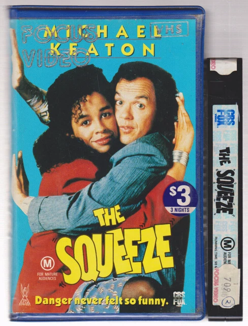 RARE VHS VIDEO Tape THE SQUEEZE Ex-Rental Clamshell CBS FOX Focus Video ...