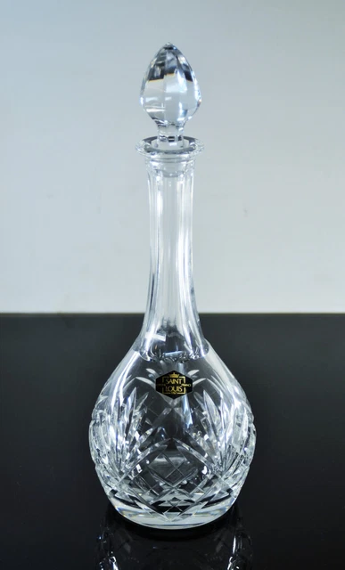 ANCIENNE GRAND CARAFE A Vin En Cristal Massif Taille Chantilly St Louis ... ANCIENNE GRAND CARAFE A Vin En Cristal Massif Taille Chantilly St Louis ...
