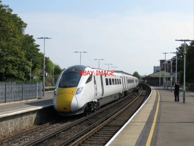 PHOTO (2) Class 800 800109 Passes Basingstoke 04/09/18 Working 5X70 ...