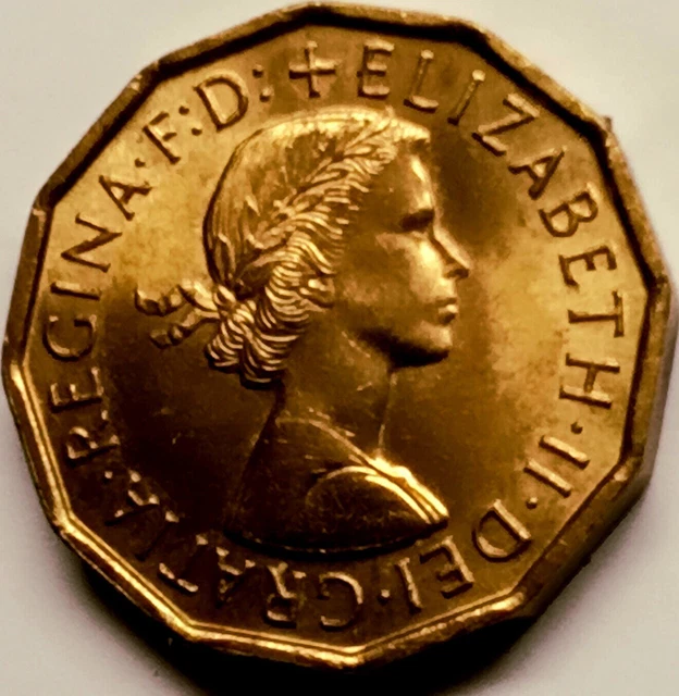 1966: QUEEN ELIZABETH ll - Three Pence Coin: 3p. S4152: Almost ...