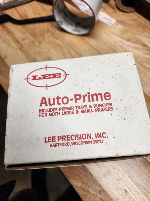 LEE AUTO PRIME Tool w/Large & Small Primer Trays $16.56 - PicClick CA