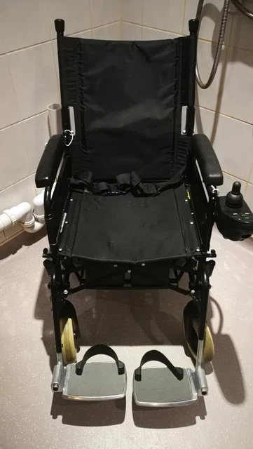 INVACARE ELECTRIC POWERCHAIR Wheelchair "Apollo Indoor" New Batteries ...