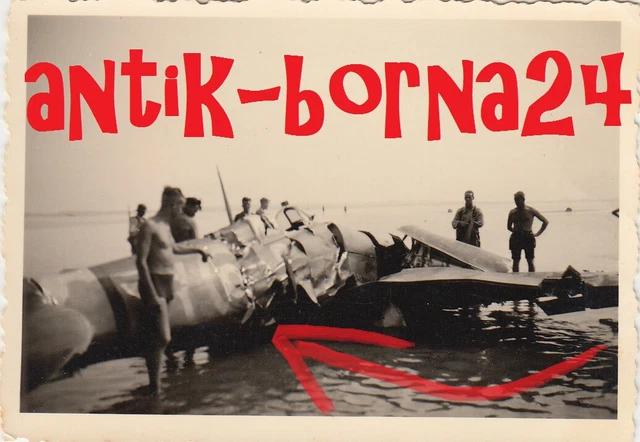 FOTO SOLDAT BEUTE Flugzeug Plane Spitfire Jagdflugzeug Neuseeländer Pilot A49 EUR 23,16 ...