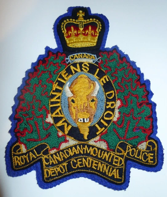 VINTAGE ROYAL CANADIAN Mounted Police RCMP 80's blazer/coat sew on ...