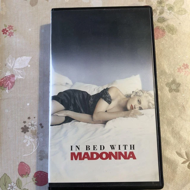 IN BED WITH Madonna Vhs Japan pk £43.49 - PicClick UK