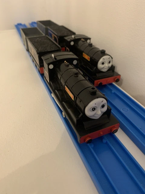 TOMY TRACKMASTER THOMAS the tank engine trains Donald and Douglas With ...