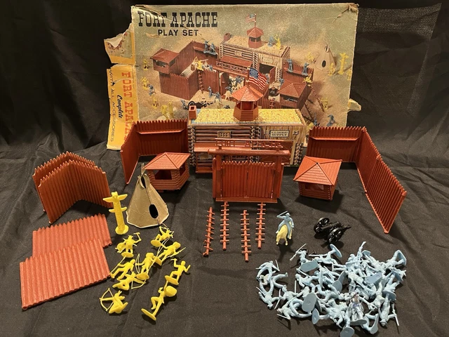 LOUIS MARX FORT apache play-set nearly complete 1950s with extra ...