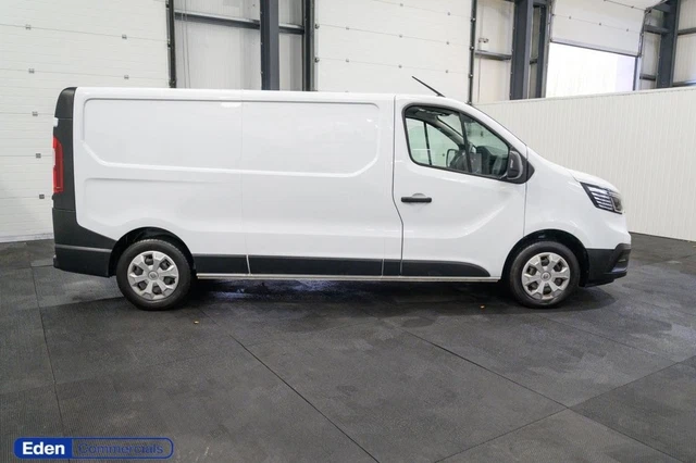 2023 RENAULT TRAFIC 2.0 dCi Blue LL30 Start Panel Van 5dr Diesel Manual ...